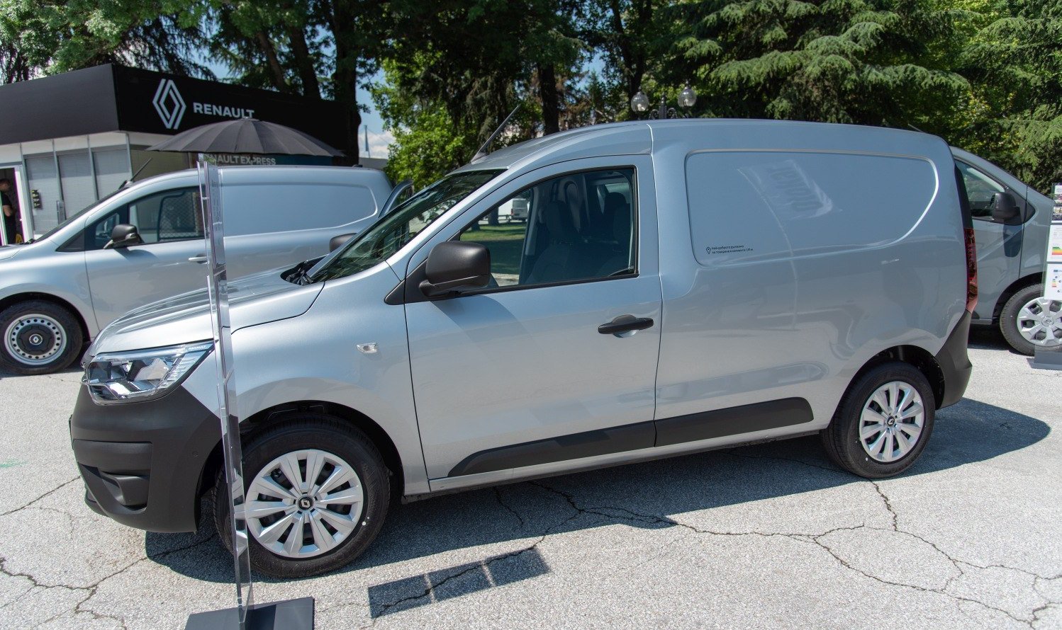 Renault Express technical specifications and fuel economy